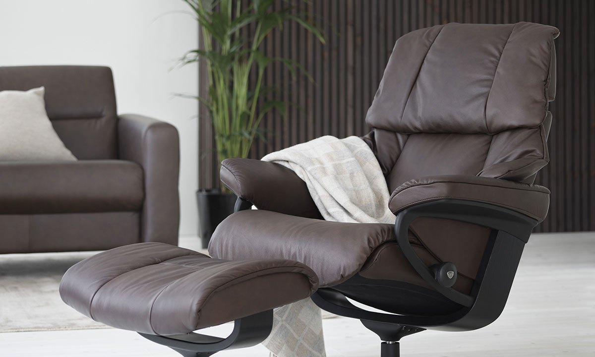 Stressless Medium Reno Chair with Footstool - Solent Beds & Furniture Ltd